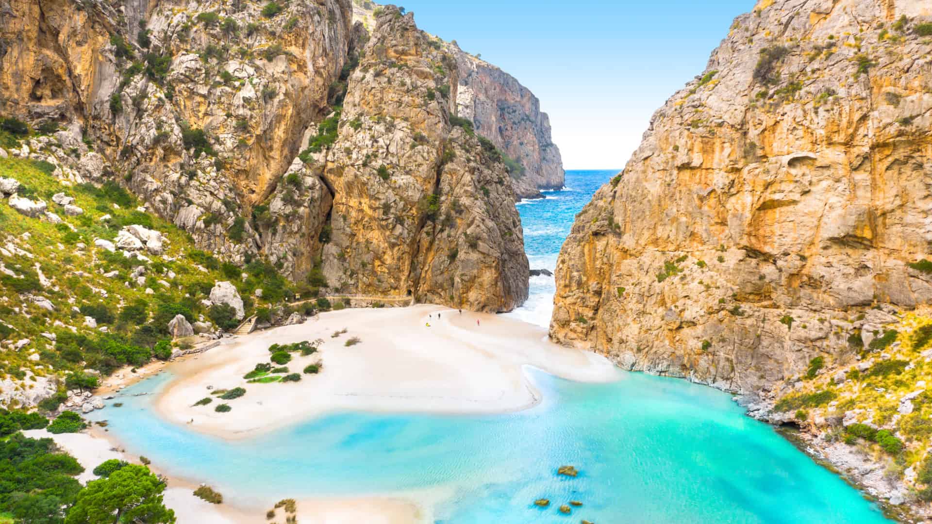 Einsame Buchten auf Mallorca: 6 Geheimtipps für versteckte Strände