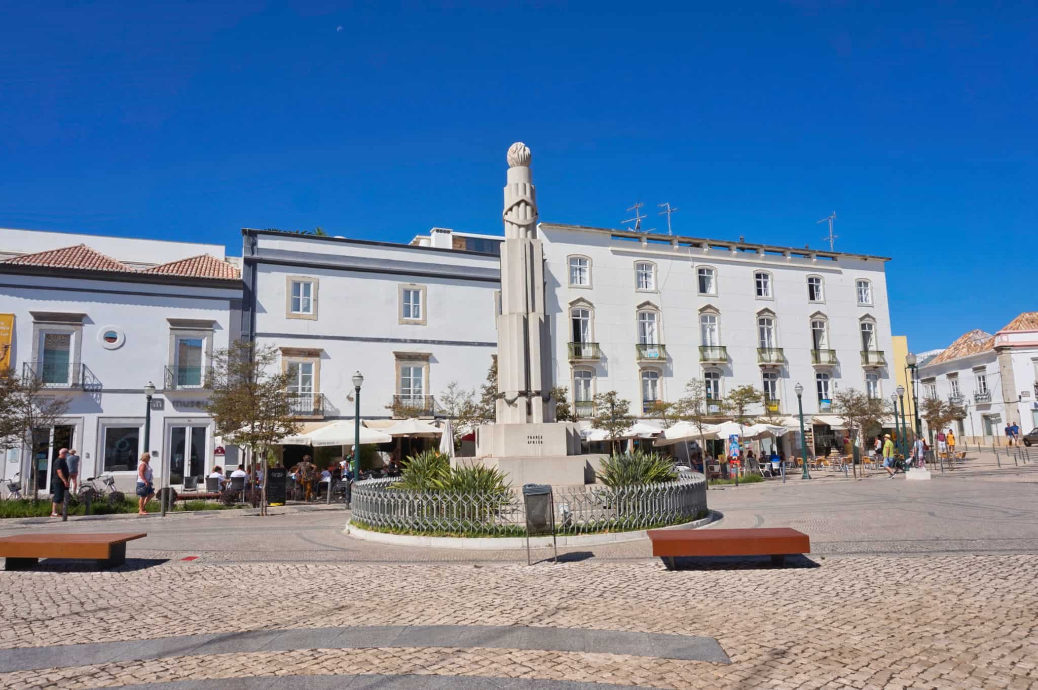 Tavira in Portugal - 14 Tipps für die authentische Stadt an der Algarve