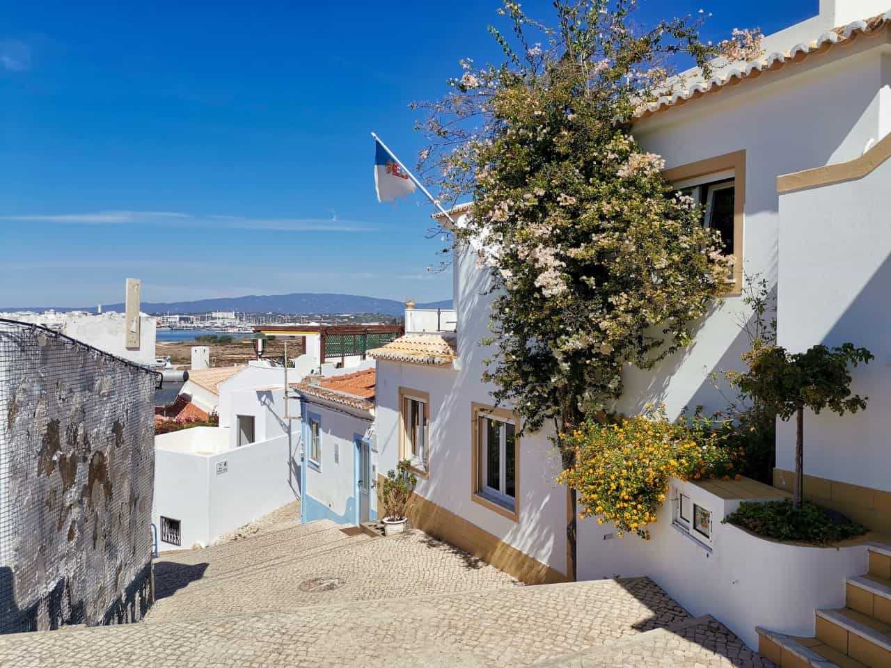 Ferragudo an der Algarve: Tipps & Sehenswürdigkeiten