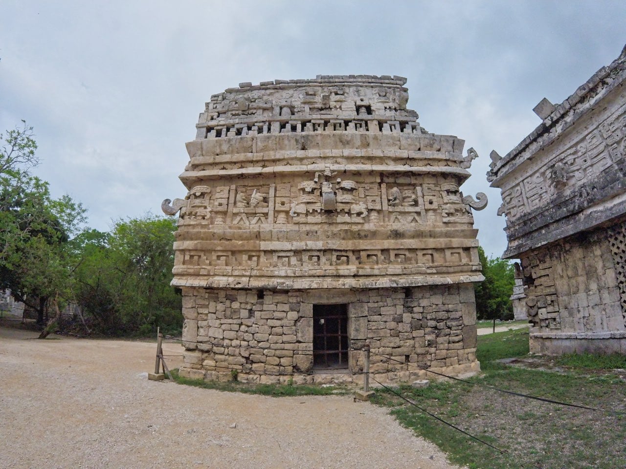 Die 16 schönsten Maya Tempel, Azteken Pyramiden & Ruinen in Mexiko
