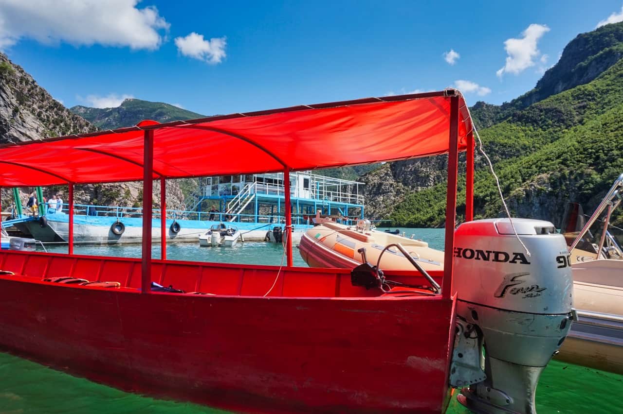 Komani Lake: Alle Infos für den Koman See in Albanien