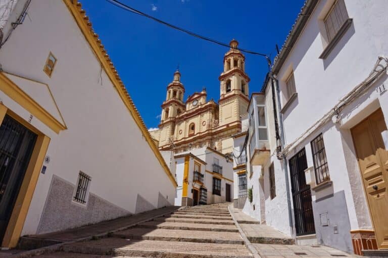 Olvera Spanien: Sehenswürdigkeiten & unsere Tipps