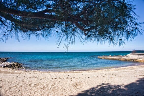 Unsere 7 schönsten Strände in Umag mit Sandstrand & Geheimtipps auf ...