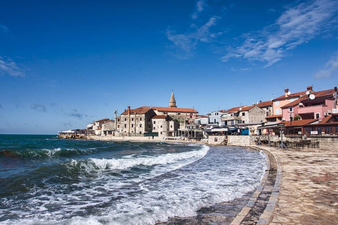 Unsere 7 schönsten Strände in Umag (2025) mit Sandstrand & Geheimtipps ...