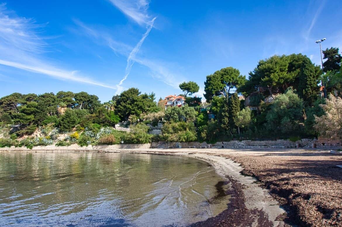 Die 6 schönsten Strände in Split (2025): Unsere Favoriten (+ Geheimtipps, Sandstrand & Karte ...