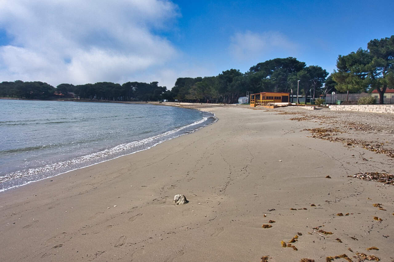 Medulin Strand: Unsere Favoriten, Geheimtipps & der Sandstrand (mit Karte)