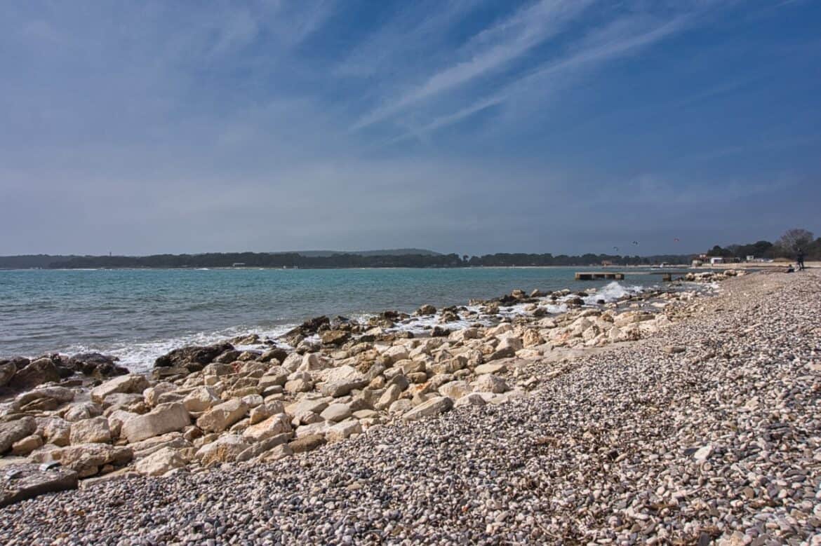 Medulin Strand: Unsere Favoriten, Geheimtipps & der Sandstrand (mit Karte)